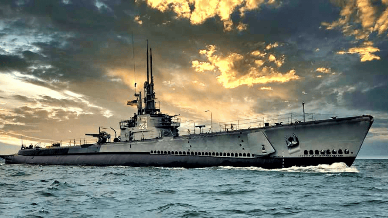 Naval museum atlas